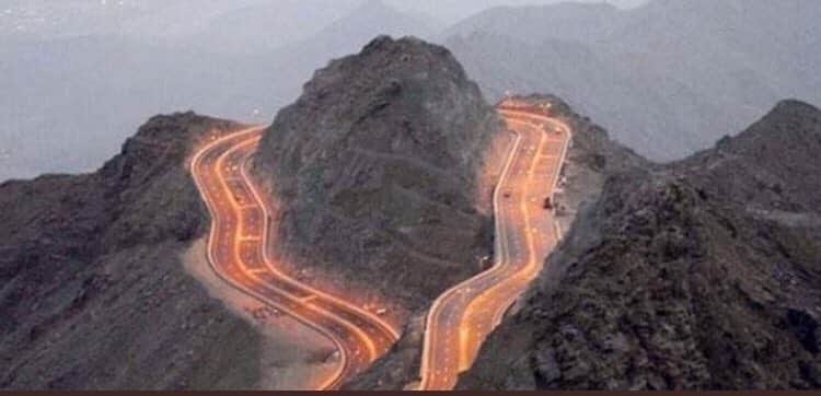 إعادة فتح طريق الهدا بعد توقف الأمطار | صحيفة المو...