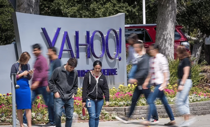Yahoo تسرح 20% من موظفيها تخفيضًا للنفقات | صحيفة ...