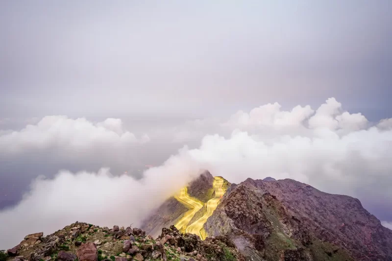 لقطات ساحرة لضباب الهدا | صحيفة المواطن